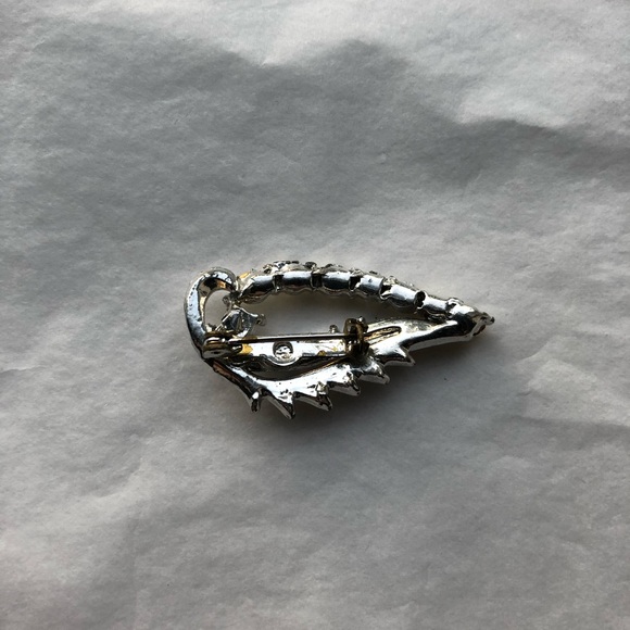 Jewelry | Vintage Leaf Pin | Poshmark